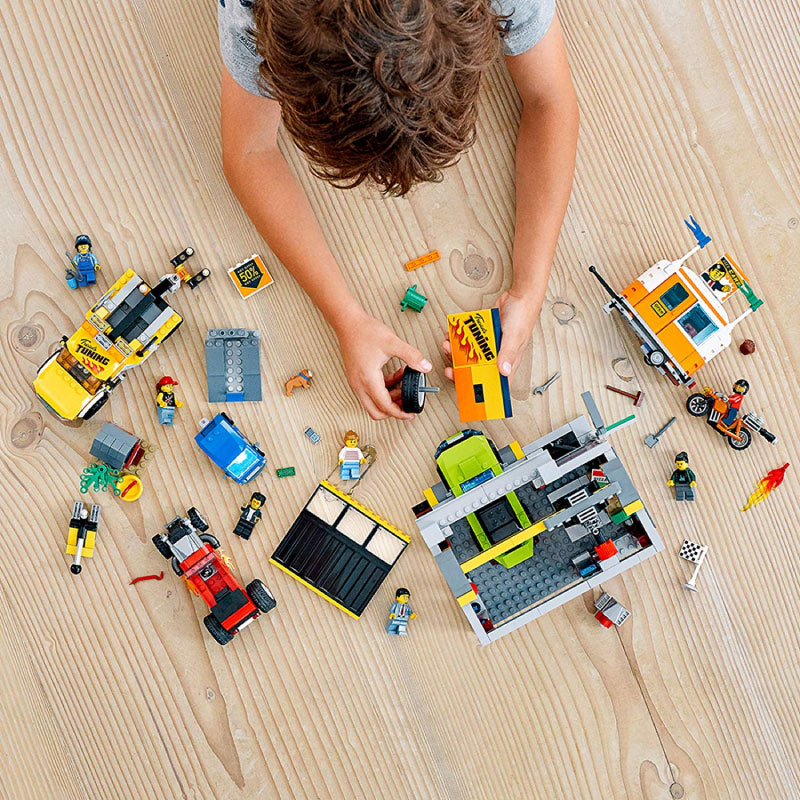 Lego City 60258 Tuning Workshop V29