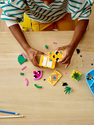 Lego DOTS 41906 Pineapple Pencil Holder