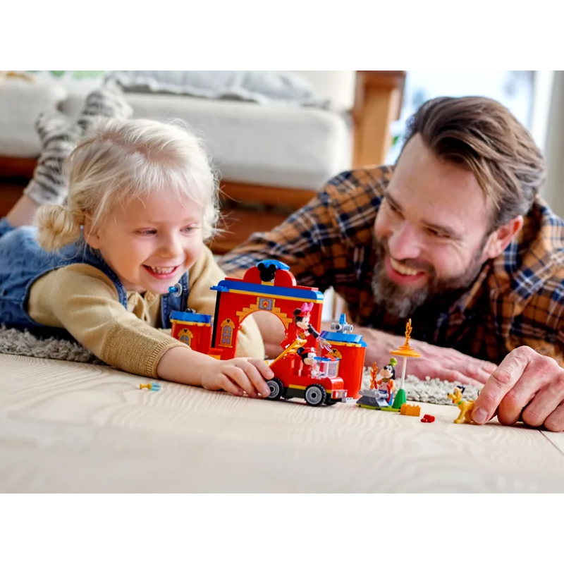 Lego Disney 10776 Mickey & Friends Fire Truck & Station